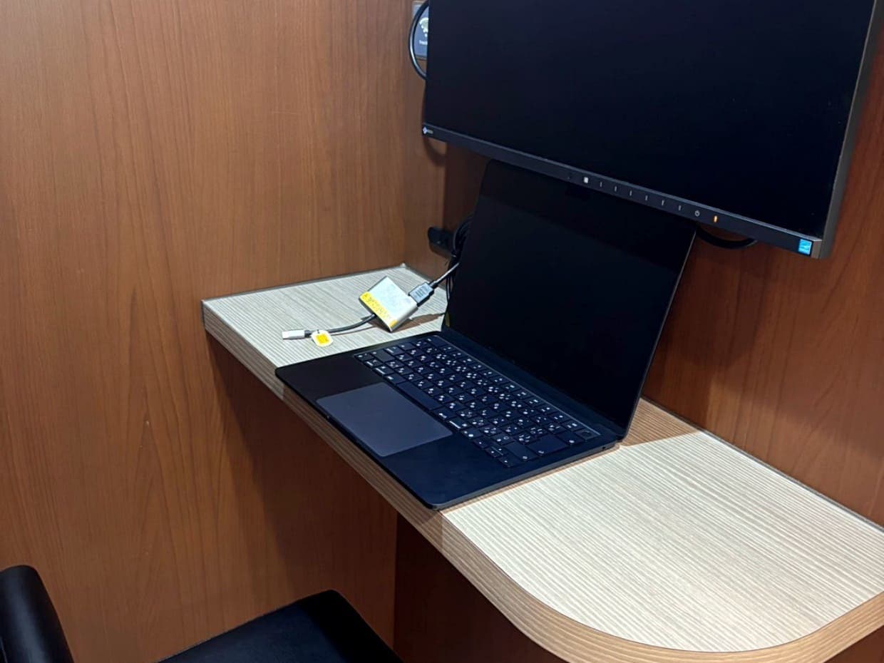 名古屋会議室 プライム テレワークブース【名古屋駅4分・無料Wi-Fi・1名個室・プライムセントラルタワー名古屋駅前店】の写真3