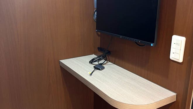 名古屋会議室 プライム テレワークブース【名古屋駅4分・無料Wi-Fi・1名個室・プライムセントラルタワー名古屋駅前店】の写真2