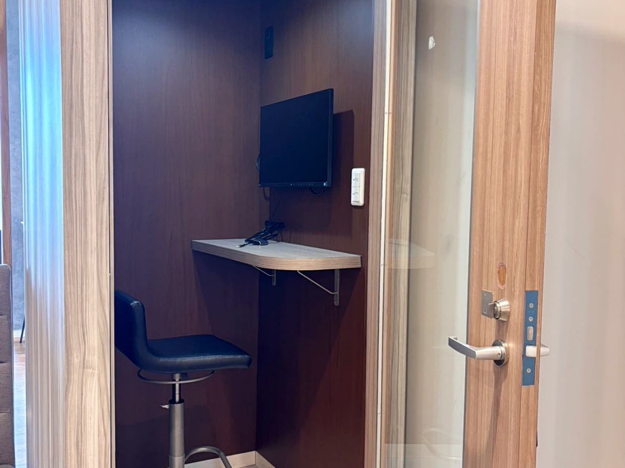 名古屋会議室 プライム テレワークブース【名古屋駅4分・無料Wi-Fi・1名個室・プライムセントラルタワー名古屋駅前店】の写真6