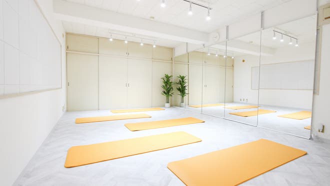 ★NEWOPEN★錦糸町北口7分/キレイな1棟スタジオ/ヨガ・ダンス・ピラティス等/2面鏡5.4M/レッスン利用可/無料備品多数の写真2