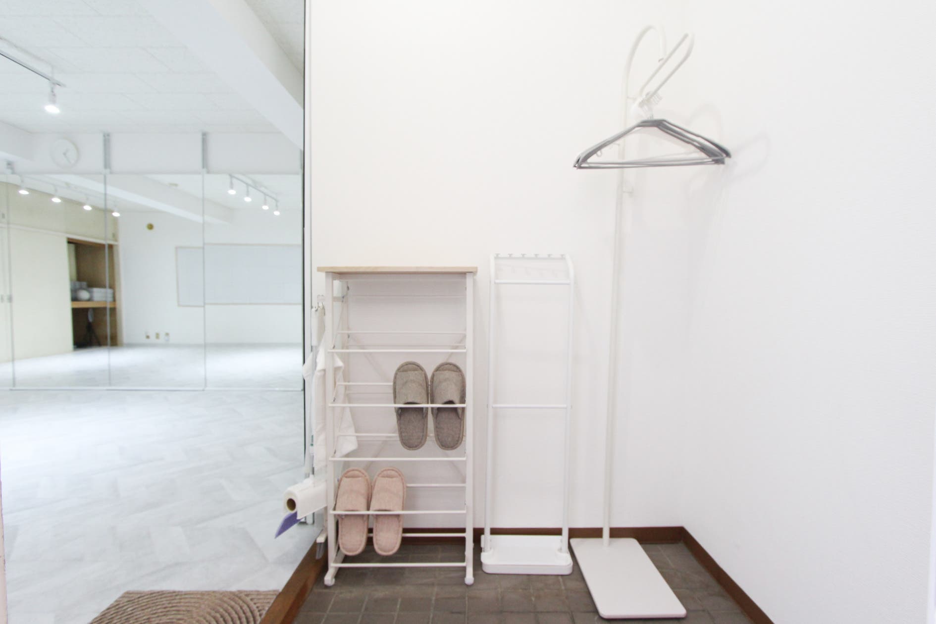 ★NEWOPEN★錦糸町北口7分/キレイな1棟スタジオ/ヨガ・ダンス・ピラティス等/2面鏡5.4M/レッスン利用可/無料備品多数の写真7