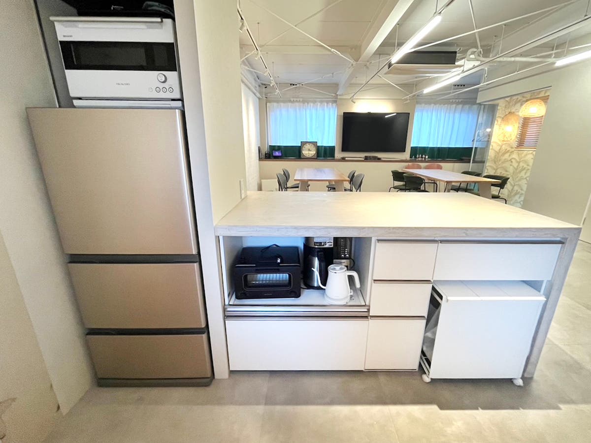 バス停目の前！キッチン付スペース お料理教室、ワークショップ、パーティに最適　ペット連れOK！の写真6