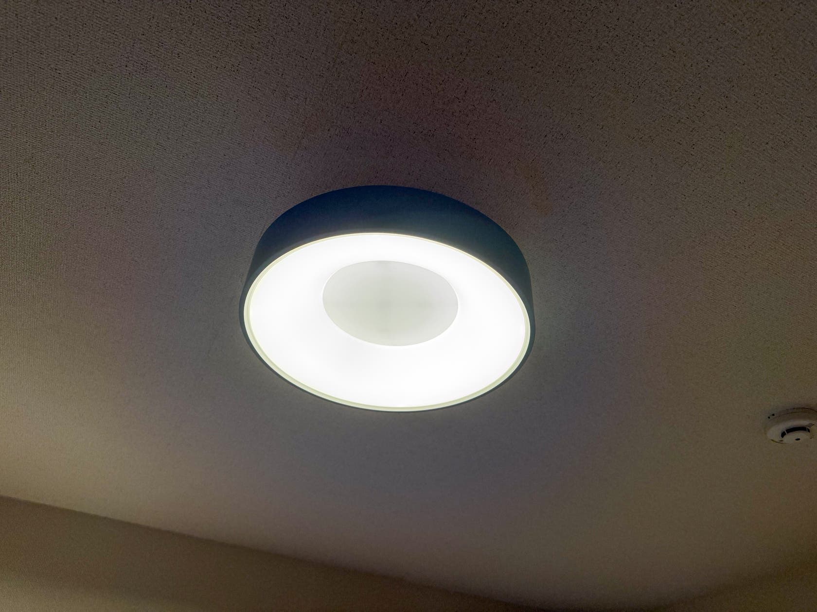 川崎駅6分｜清潔で落ち着く施術専用サロン。12月は1時間1,080円／LUSSO手動昇降ベッド・タオル完備。の写真28