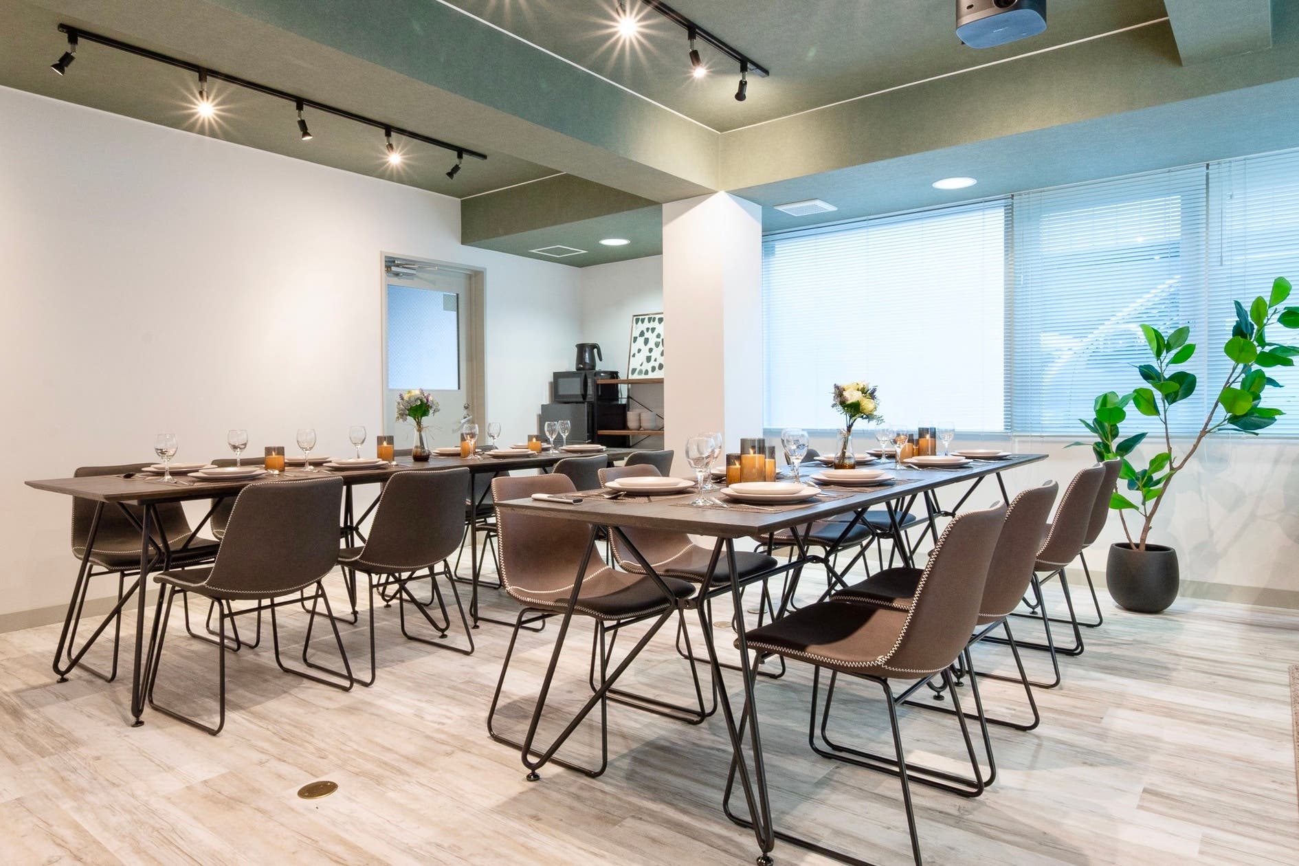 スペモ🏘️新宿駅すぐ✨会議💎おしゃれ💫飲み会🍻サテライトオフィス🏢セミナー💎813_MillionLOUNGE西新宿の写真4