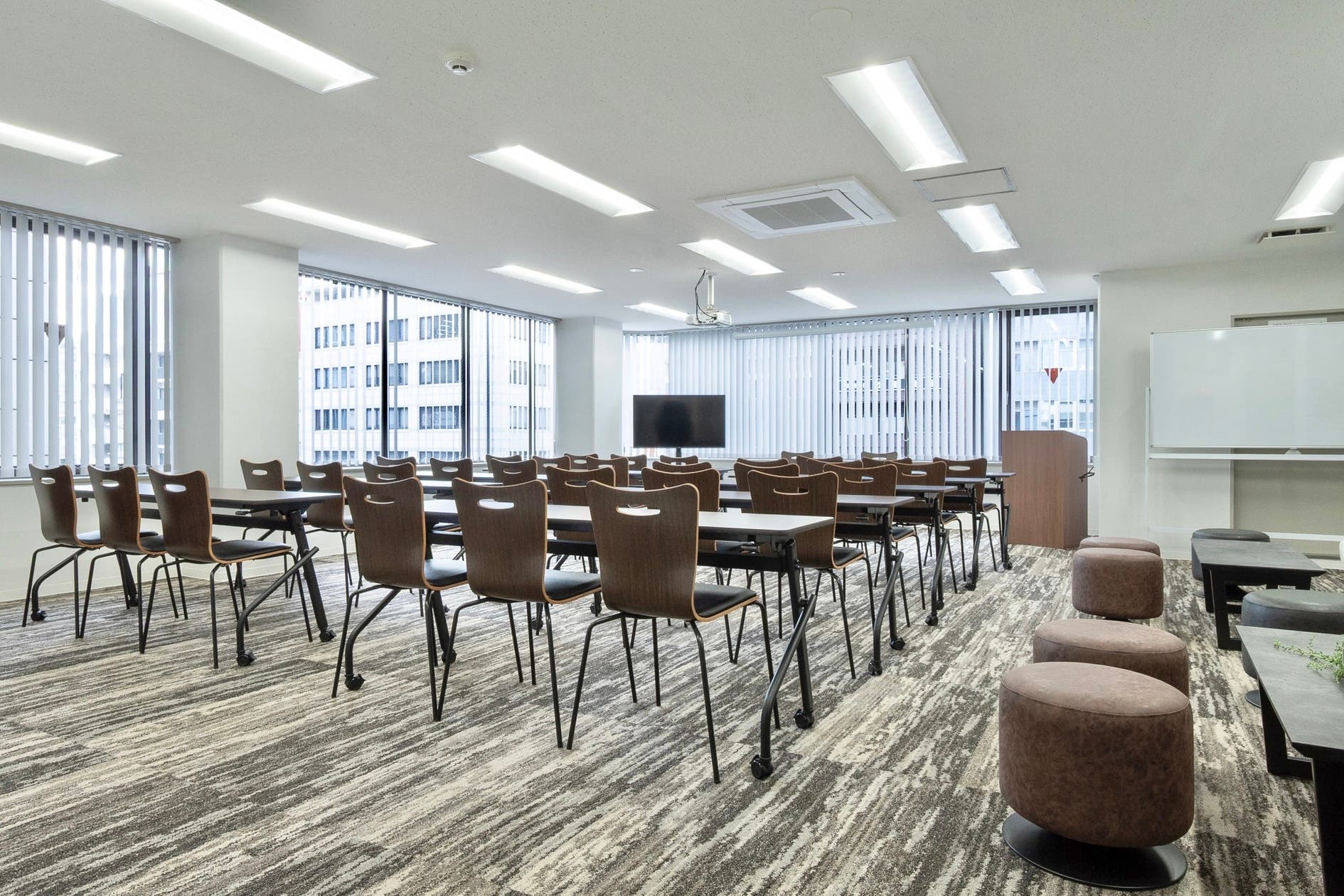 スペモ🏘️大門駅1分/浜松町駅4分✨ビジネス・会議・研修・懇親会🍻セミナー💎812_MillionLOUNGE浜松町・大門の写真1