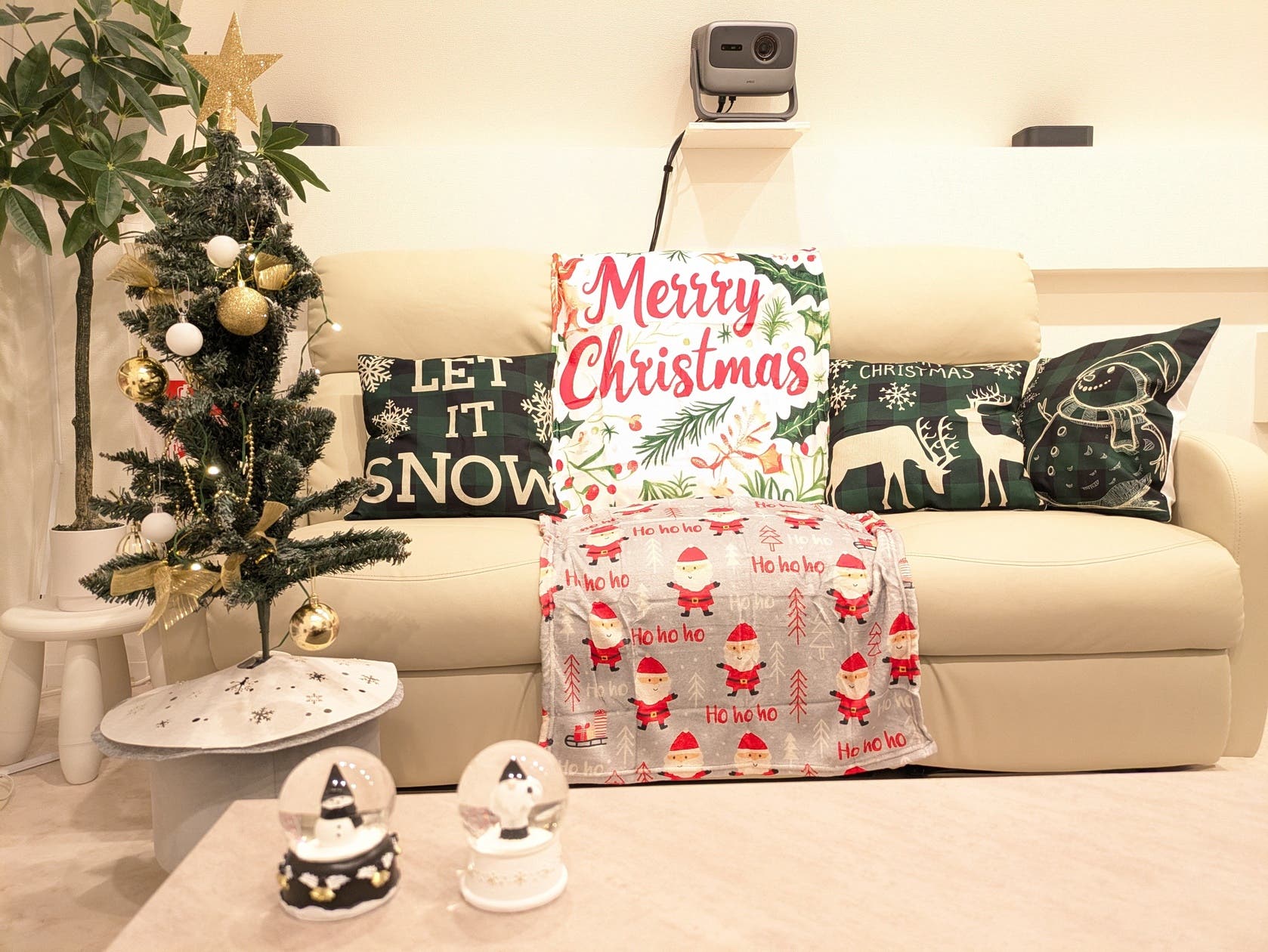 映像と音。映画館級プロジェクターのプライベートシアタールーム｜当日予約可｜アニメや映画鑑賞・おうちデート・推し活・クリスマスの写真3