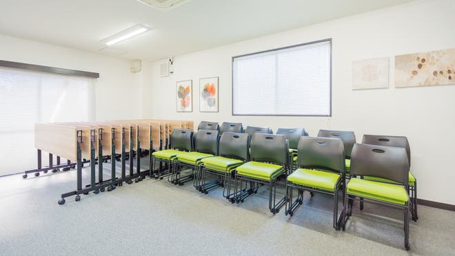 🥳【新大阪駅徒歩3分】最大50名/大画面モニタ/マイク2本無料設備充実!貸し会議室・研修セミナーに!の写真18