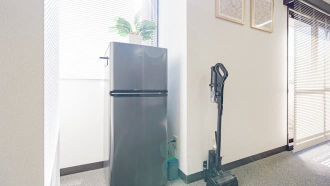 🥳【新大阪駅徒歩3分】最大50名/大画面モニタ/マイク2本無料設備充実!貸し会議室・研修セミナーに!の写真29