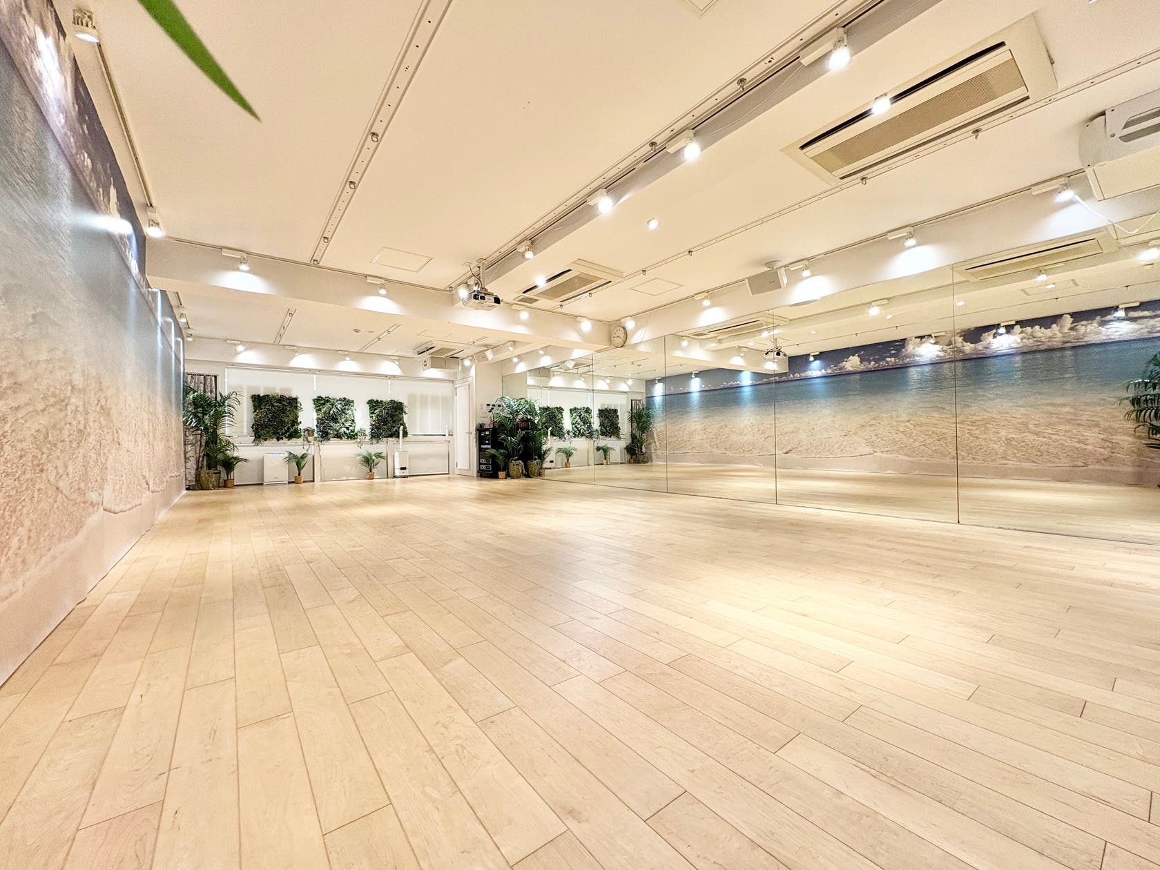 【代官山7分/渋谷10分】2面大型鏡計約14m／広々55㎡超スタジオでダンス・ポージング・ヨガ・演劇・撮影などにおすすめ☆の写真5