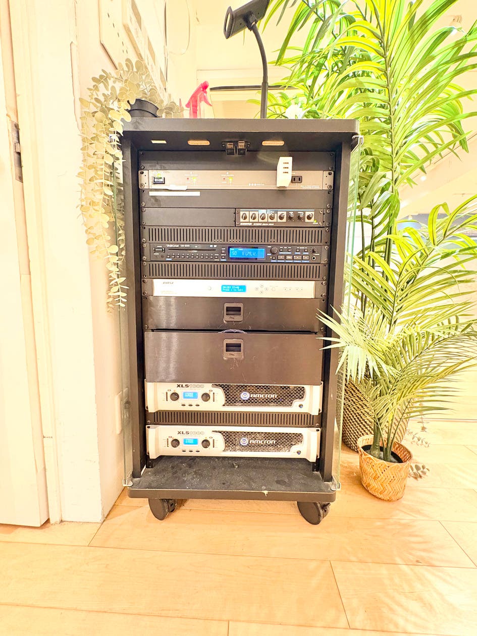 【代官山7分/渋谷10分】2面大型鏡計約14m／広々55㎡超スタジオでダンス・ポージング・ヨガ・演劇・撮影などにおすすめ☆の写真11