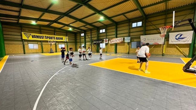 西尾張地区の屋内大型スポーツコートの写真4