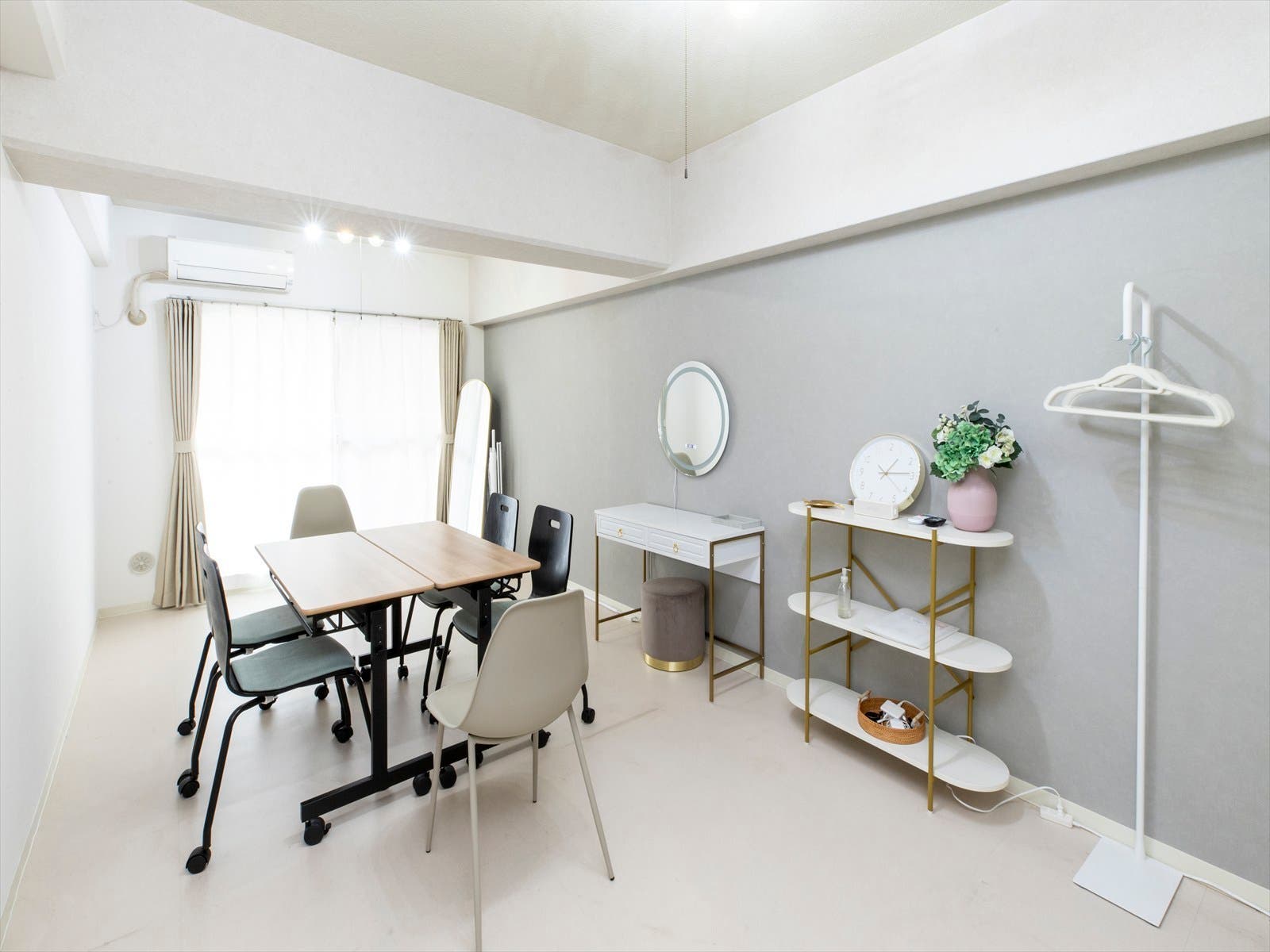 【✨New✨特別価格】＜六本木の隠れ家＞完全個室サロン/ペーパーシーツ・マクラカバー無料/プロ仕様ベッド/メイク台完備の写真8