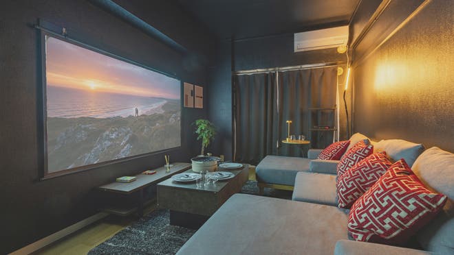 スペモ🎥駅徒歩3分🚶♀️まったりデート❣️プロジェクター🎞️プライベート空間で映画鑑賞💕👀805_CINEMA天王寺の写真1