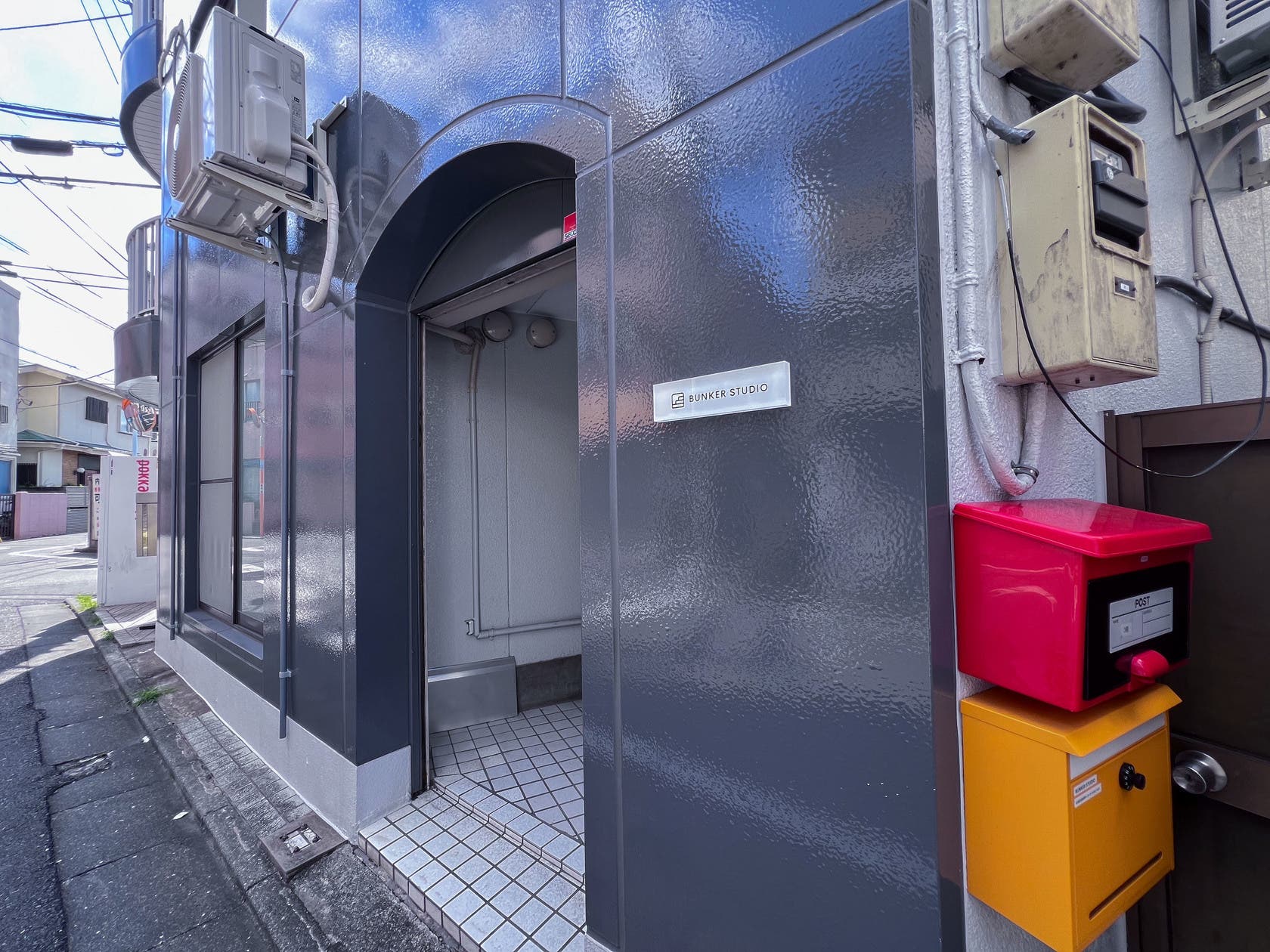 【南阿佐ケ谷駅/徒歩7分】豊富な無料機材！1時間から利用できる防音地下スタジオ｜商用利用OK・撮影・インタビュー収録に最適の写真15