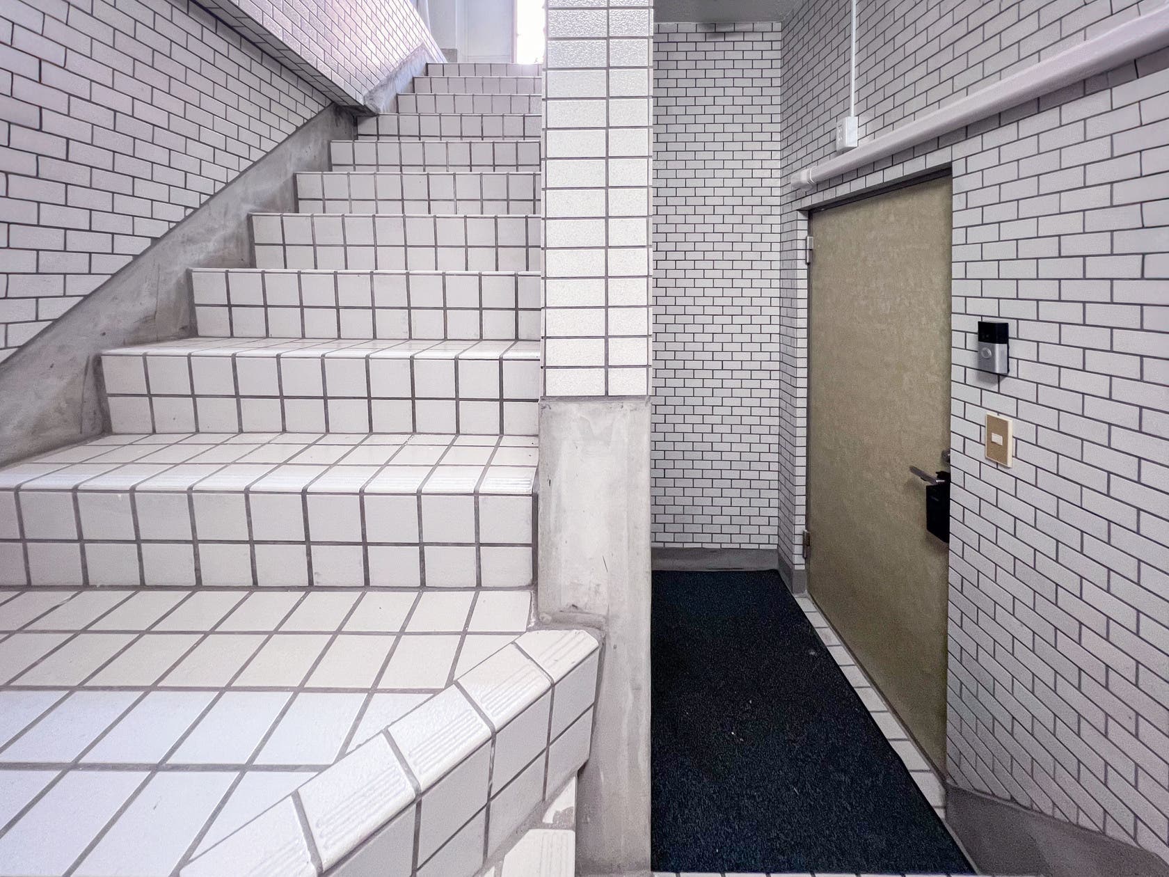 【南阿佐ケ谷駅/徒歩7分】豊富な無料機材！1時間から利用できる防音地下スタジオ｜商用利用OK・撮影・インタビュー収録に最適の写真16