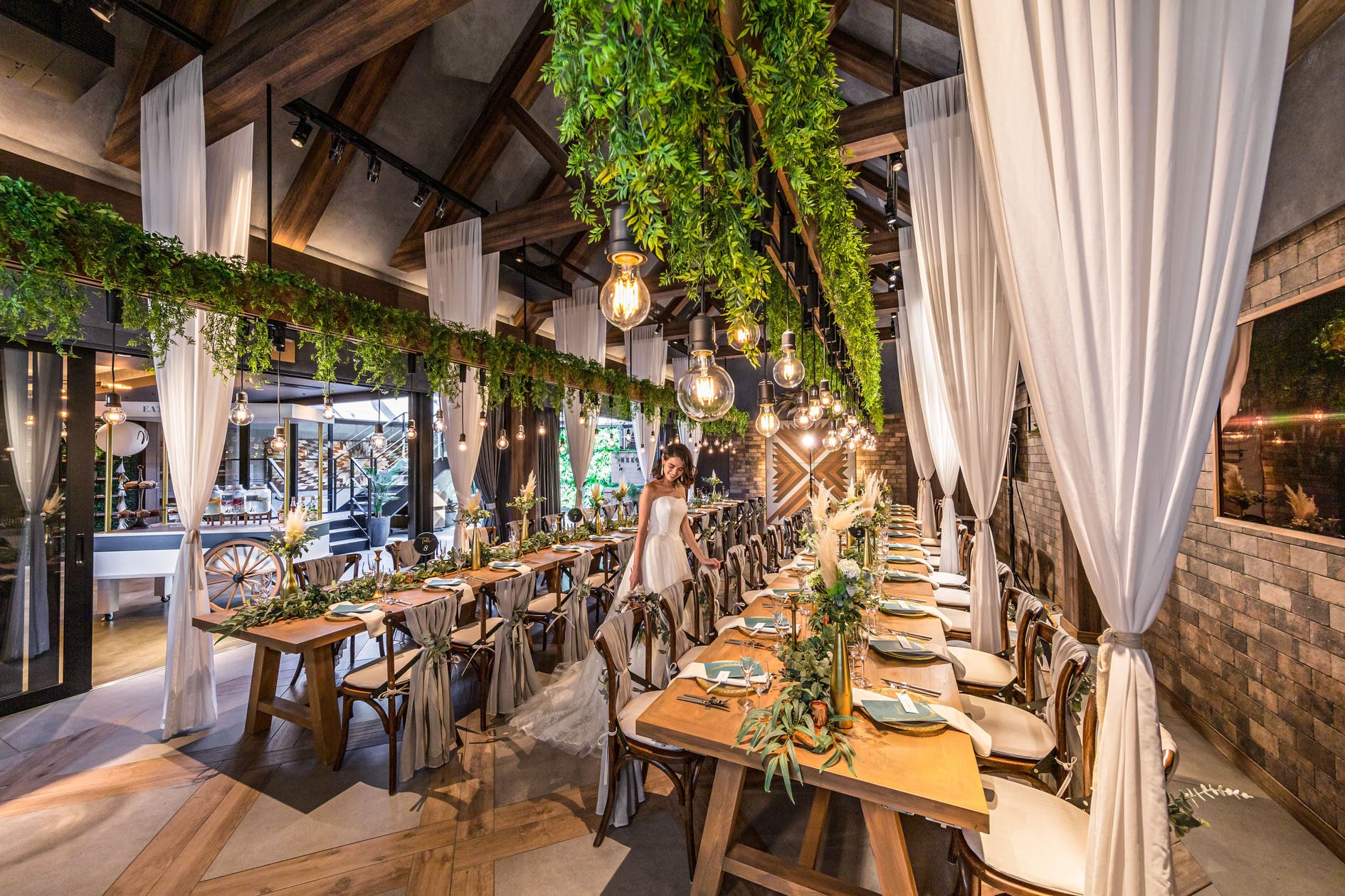 常滑駅徒歩８分☆大駐車場完備のナチュラル風パーティースペース☆の写真1