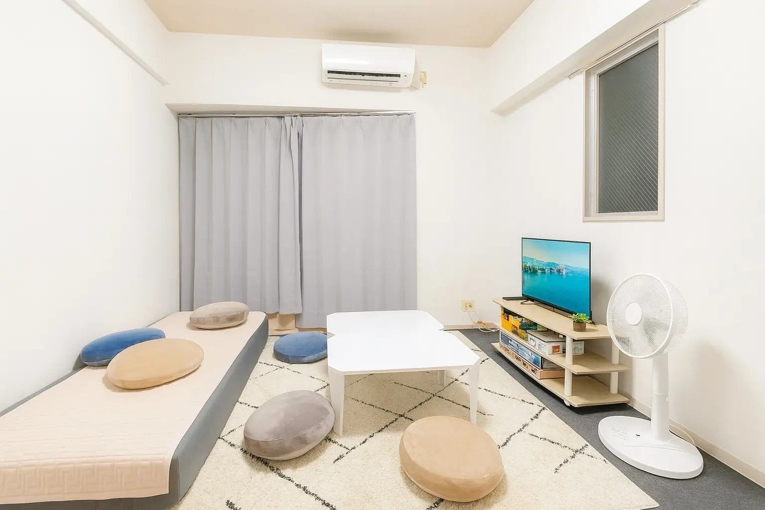 駅近×完全貸切✨友達とゆったり過ごせる清潔で映える空間🌟の写真1