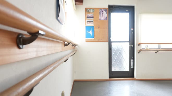 【平塚】タップ・フラメンコOK!2面鏡&プロ仕様の床で本格ダンス練習|撮影や演劇にもの写真6