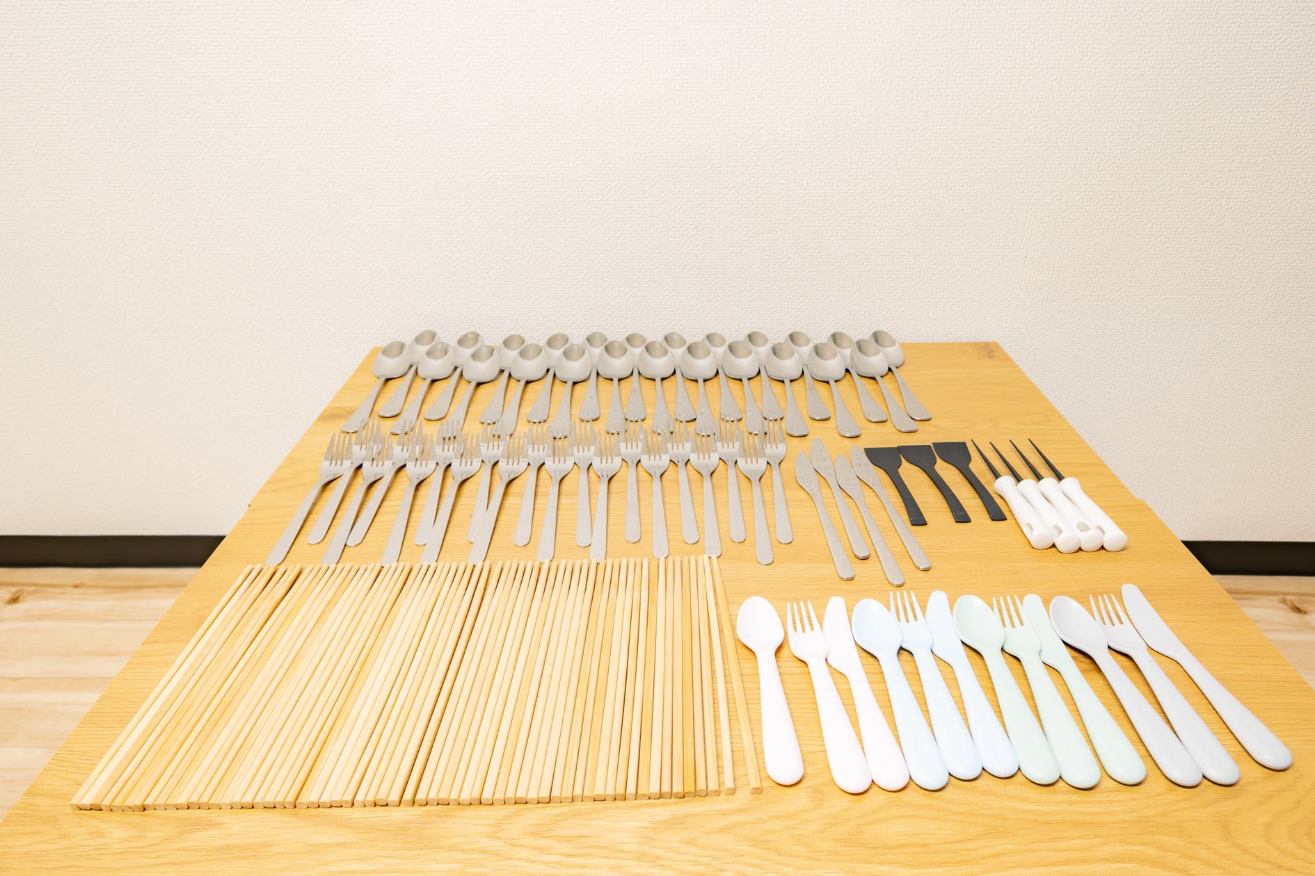 NEW🎉最大25名🉐梅田駅徒歩5分🌟24h🈺パーティ🎉飲み会🍻女子会💓タコパ🐙推し活✨ゲーム🎮kitty梅田の写真7