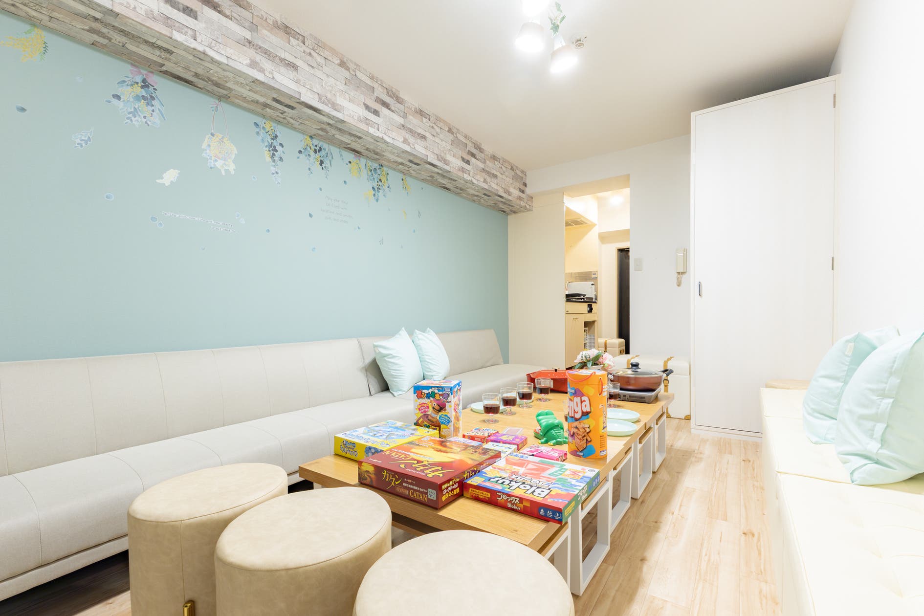 NEW🎉最大25名🉐梅田駅徒歩5分🌟24h🈺パーティ🎉飲み会🍻女子会💓タコパ🐙推し活✨ゲーム🎮kitty梅田の写真16