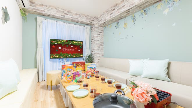 NEW🎉最大25名🉐梅田駅徒歩5分🌟24h🈺パーティ🎉飲み会🍻女子会💓タコパ🐙推し活✨ゲーム🎮kitty梅田の写真1