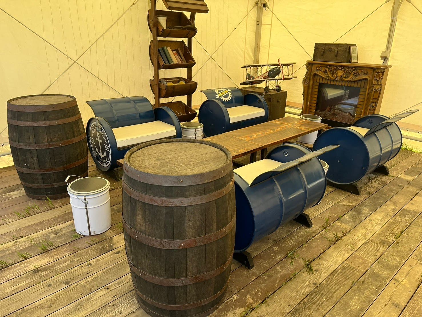 ブルーブース　　約108㎡の写真2