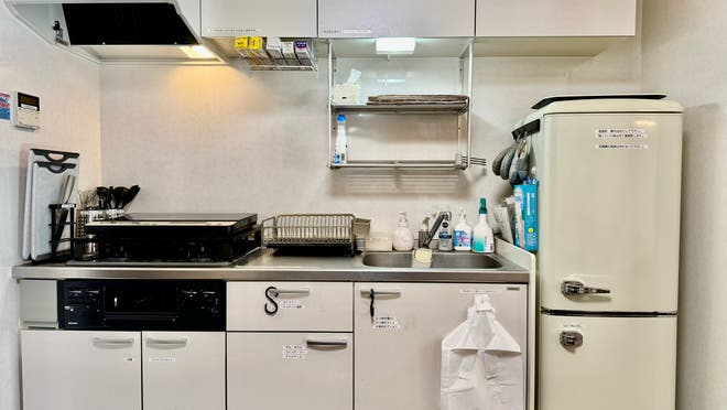 名駅近く⭐️最大20名🌸広いキッチン🍳女子会🩷ママ会にピッタリ♪100インチの大型プロジェクターで推し活も🎥の写真10