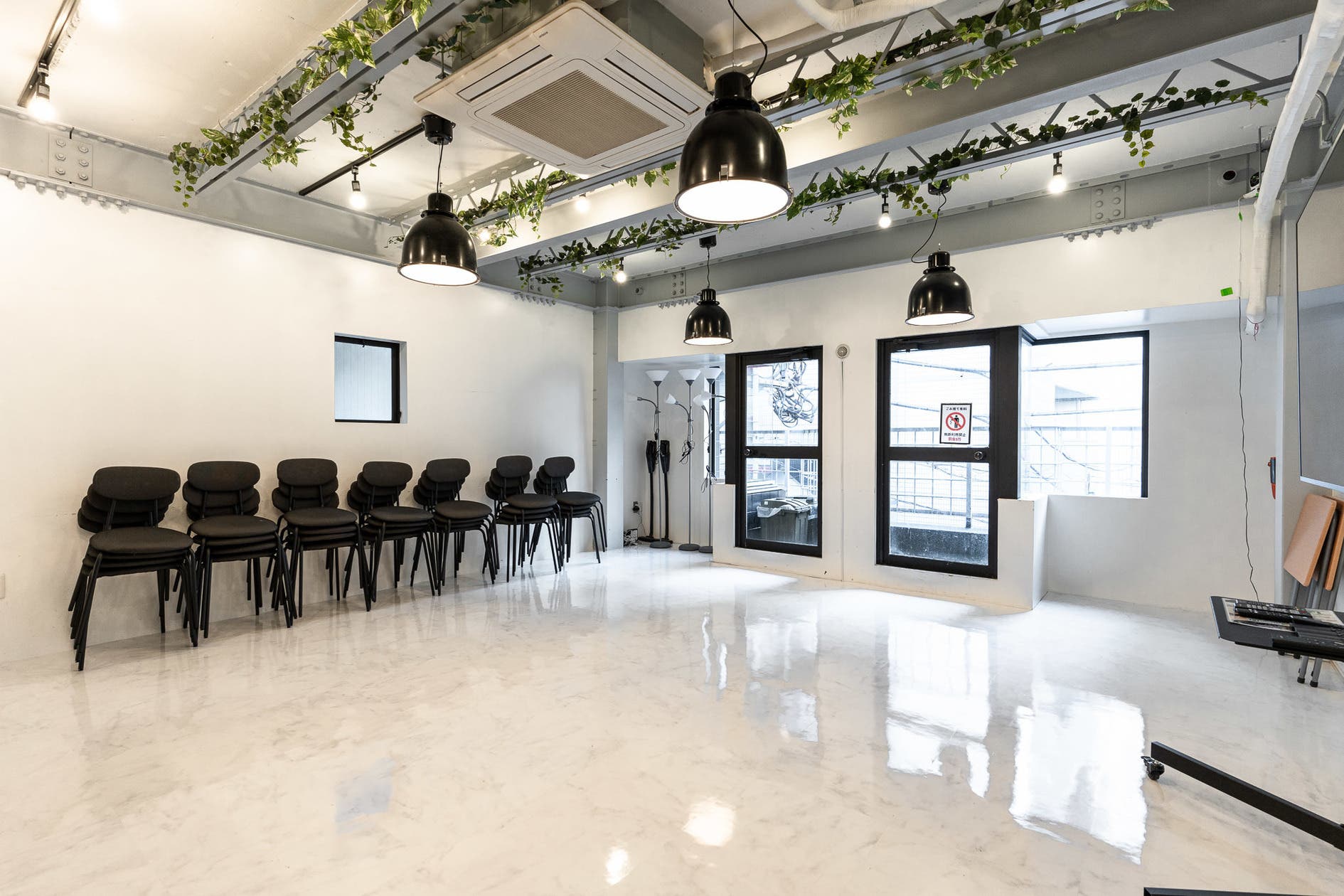 【渋谷駅徒歩7分】広々シェアキッチンスペース◎忘年会・クリスマス会に最適🎉料理会・撮影・交流会・パーティーOK｜自然光有り🌟の写真6