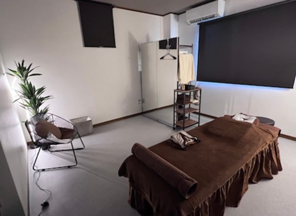 豊中にあるエステ・リラクゼーションなどの施術ができる落ち着いたプライベートサロンの写真1