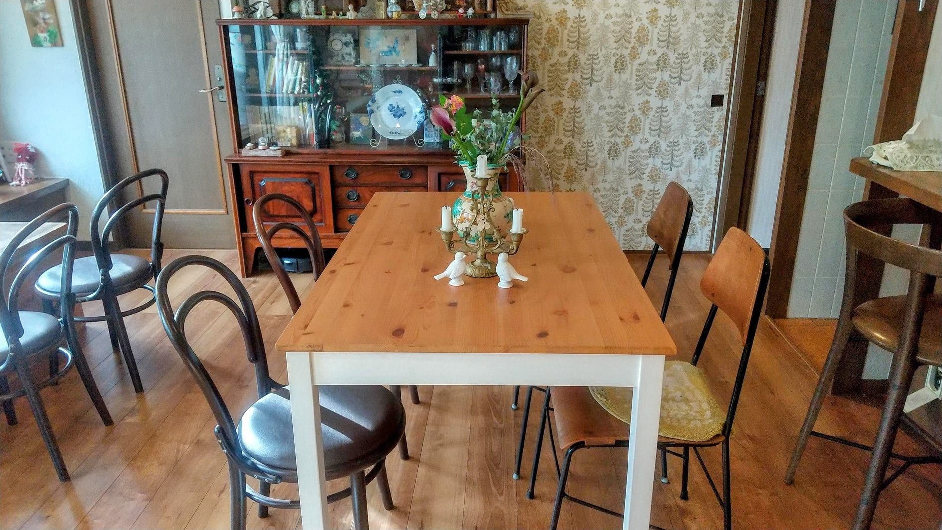 かわいい雑貨がいっぱいの、絵本の世界のような癒し空間。12月はムード満点のクリスマス装飾でお迎えします。の写真14