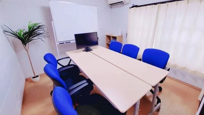 New!近鉄奈良駅2分/BIGなホワイトボード/会議・面談・勉強・作業など/モニター/Wi-Fiの写真1