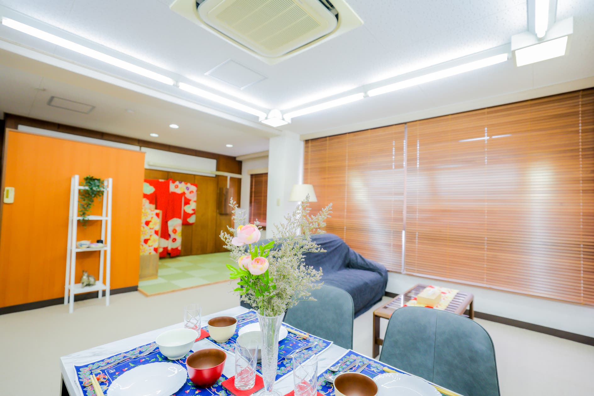 駅徒歩1分！お子様歓迎・ママ会・女子会・推し活にもおすすめ✨クリスマスパーティー・忘年会・新年会🎉無料の高速wifiあり！の写真1