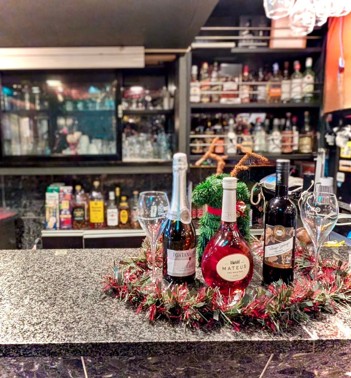 カラオケ完備！最大40名対応の高級空間｜パーティー・オフ会に最適なレンタルスペースの写真6