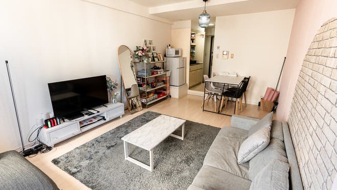 渋谷駅徒歩5分🚶♂️白×ピンクのガーリー空間🎀女子会・推し活に最適✨最大15名🍃自然光◎撮影可📸忘年会・クリスマス✨の写真4