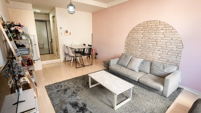 渋谷駅徒歩5分🚶♂️白×ピンクのガーリー空間🎀女子会・推し活に最適✨最大15名🍃自然光◎撮影可📸忘年会・クリスマス✨の写真21