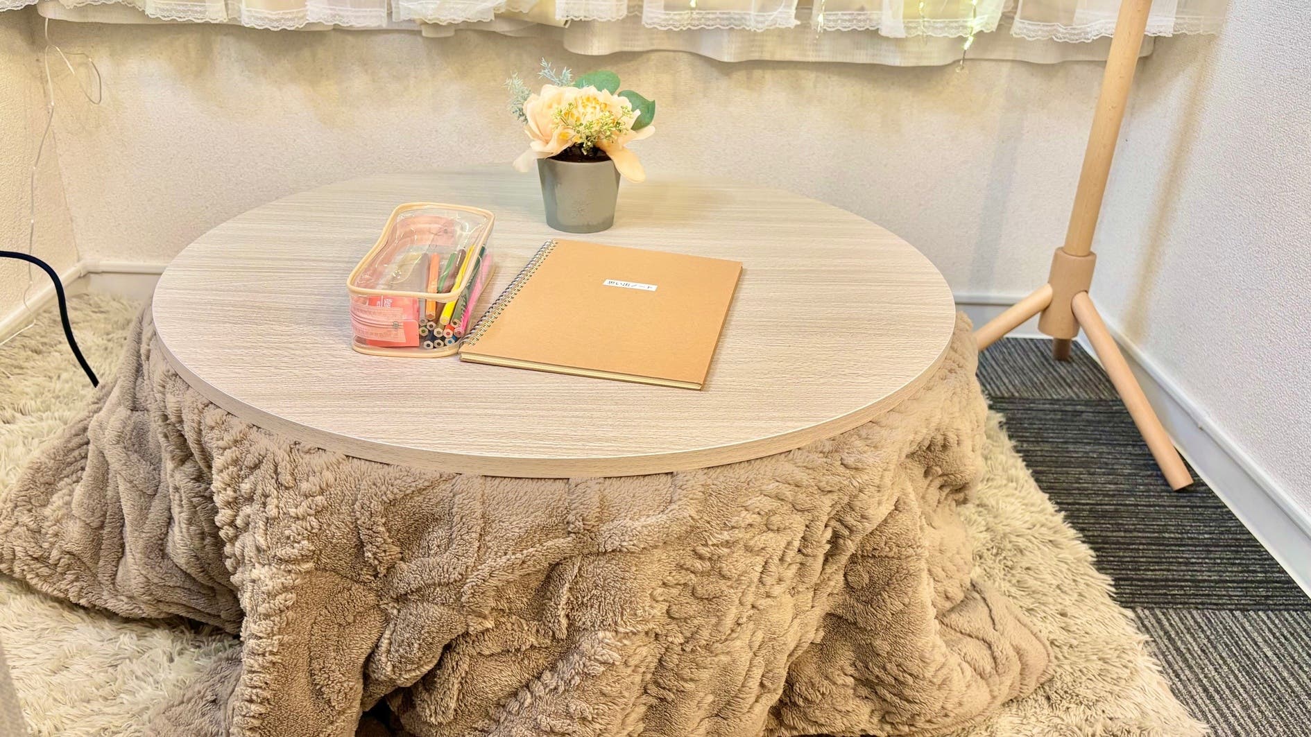 新大阪駅すぐ／24時間利用可／室内防犯カメラ無し／75インチドデカTV📺ドルビー音質♬　映画🎞️押し活💛の写真13