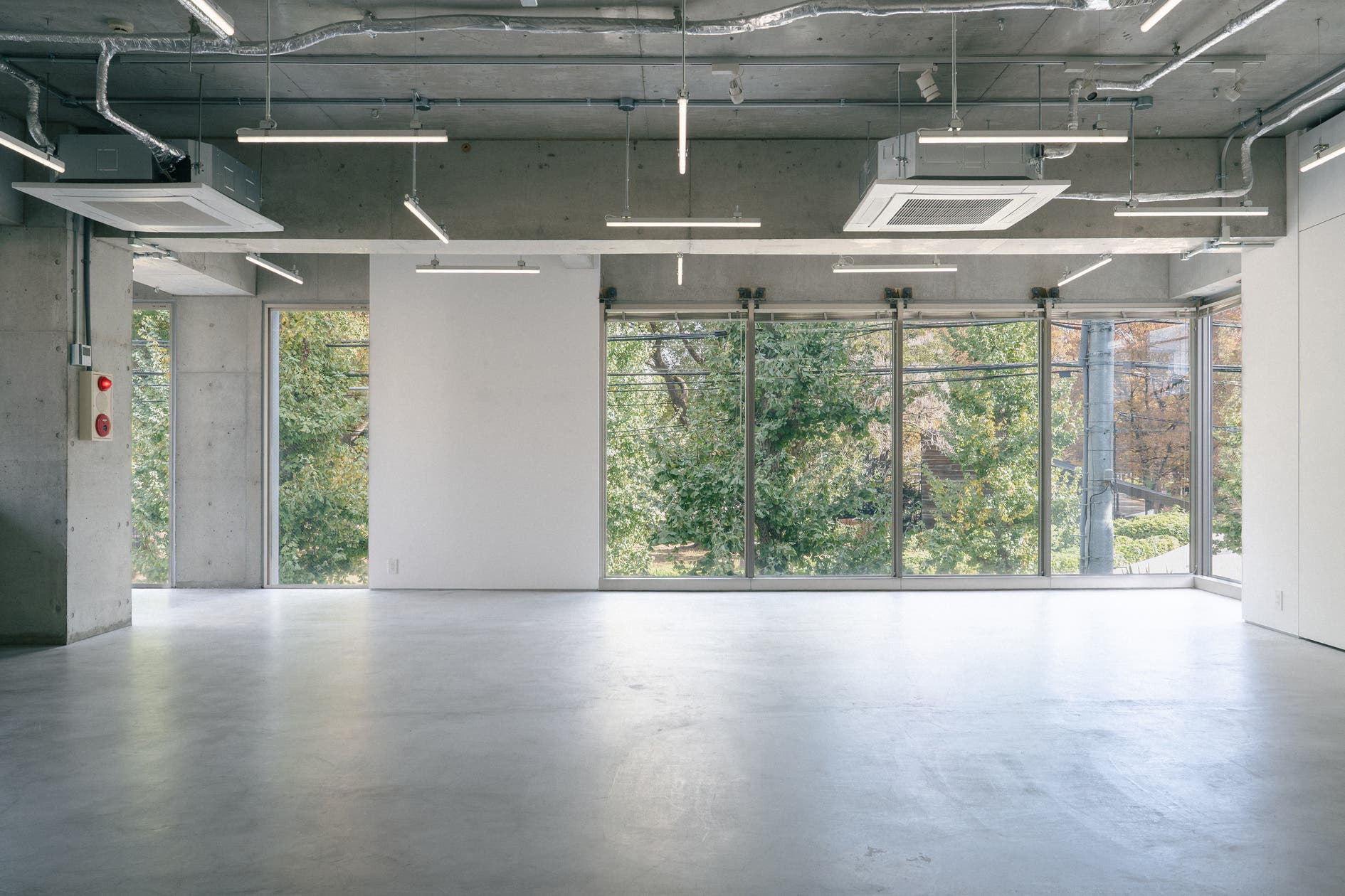 世田谷駒沢公園入口の目の前に位置する大きなイベントスペース。の写真4