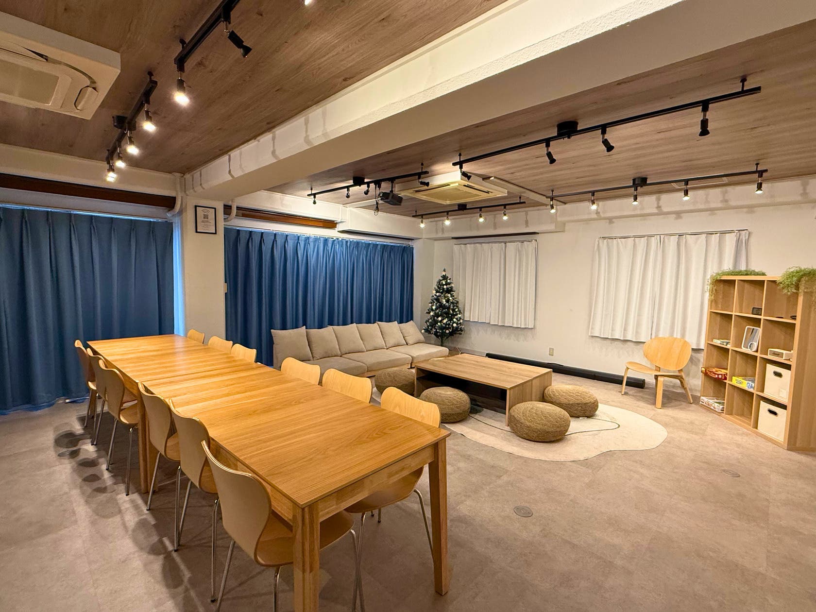 【最大30名✨広々ワンフロア貸切】👍飯田橋8分⚡️高速光回線🎉パーティー🥂懇親会💼会議🎬撮影🎮ゲーム大会💖推し活の写真1