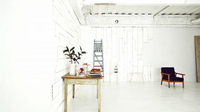 【大阪 本町駅 徒歩5分】展示会・ギャラリー にも最適! 格安で利用できる白を基調にしたアンティークなレンタル撮影スタジオの写真5