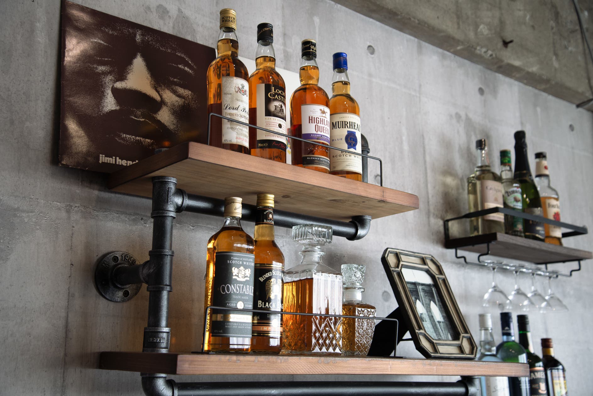 【ビターキャラメル】コンクリートやレンガの素材感を生かした インダストリアルなスタジオの写真9