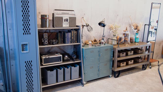 【ビターキャラメル】コンクリートやレンガの素材感を生かした インダストリアルなスタジオの写真11