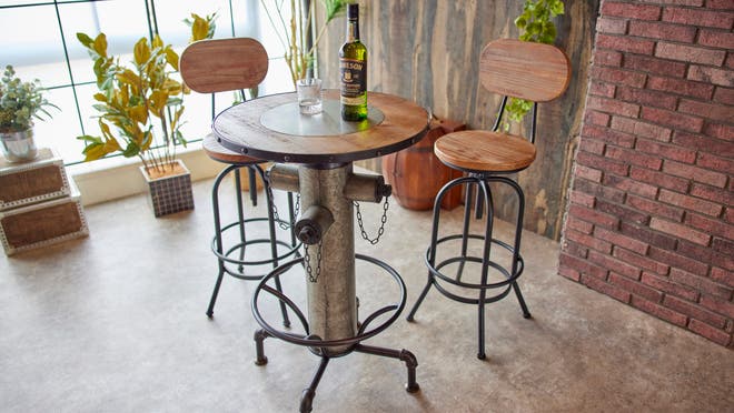 【ビターキャラメル】コンクリートやレンガの素材感を生かした インダストリアルなスタジオの写真6