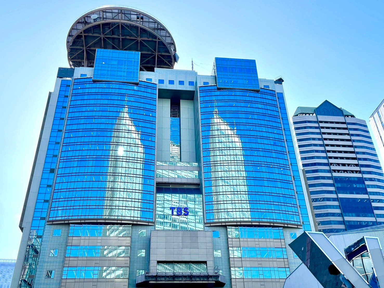 ＜写話室赤坂＞【オープニングキャンペーン✨】赤坂駅徒歩1分🚃完全個室✨Wi-Fi📶プロジェクタ🎥背景布/三脚/リングライトあり💡の写真16