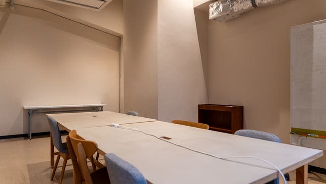 渋谷から最短15分!高津駅の会議スペース/完全個室/高速Wi-Fi/ホワイトボード/約20㎡の写真1