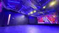 1st/アーティスティックな背景と天井LEDが映えるスタジオ!の写真2
