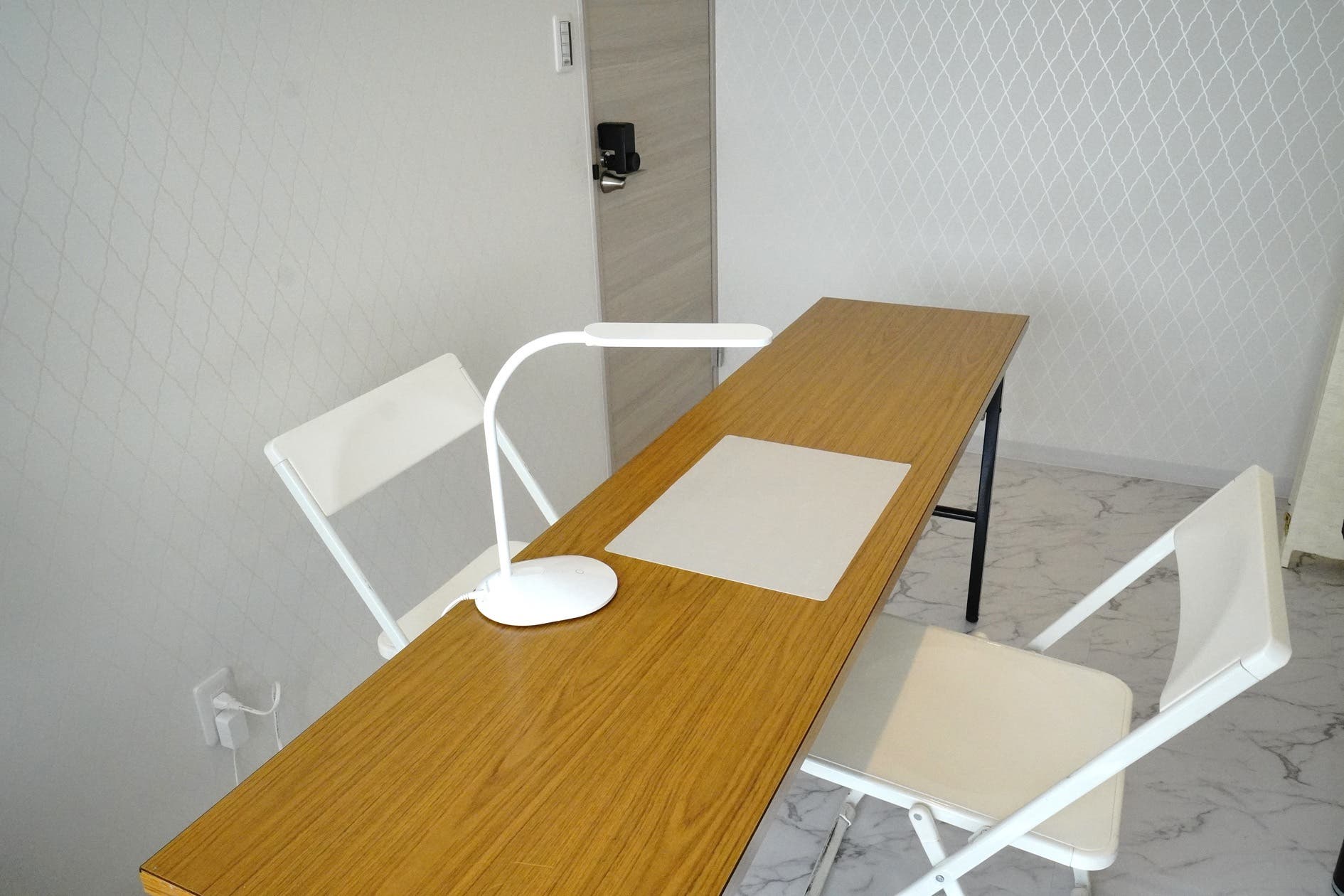 ＜ナポリサロン@伏見＞完全個室✨光回線Wi-Fi📶施術ベッド💆‍♀️サロン/ネイル/マッサージ/整体の写真8