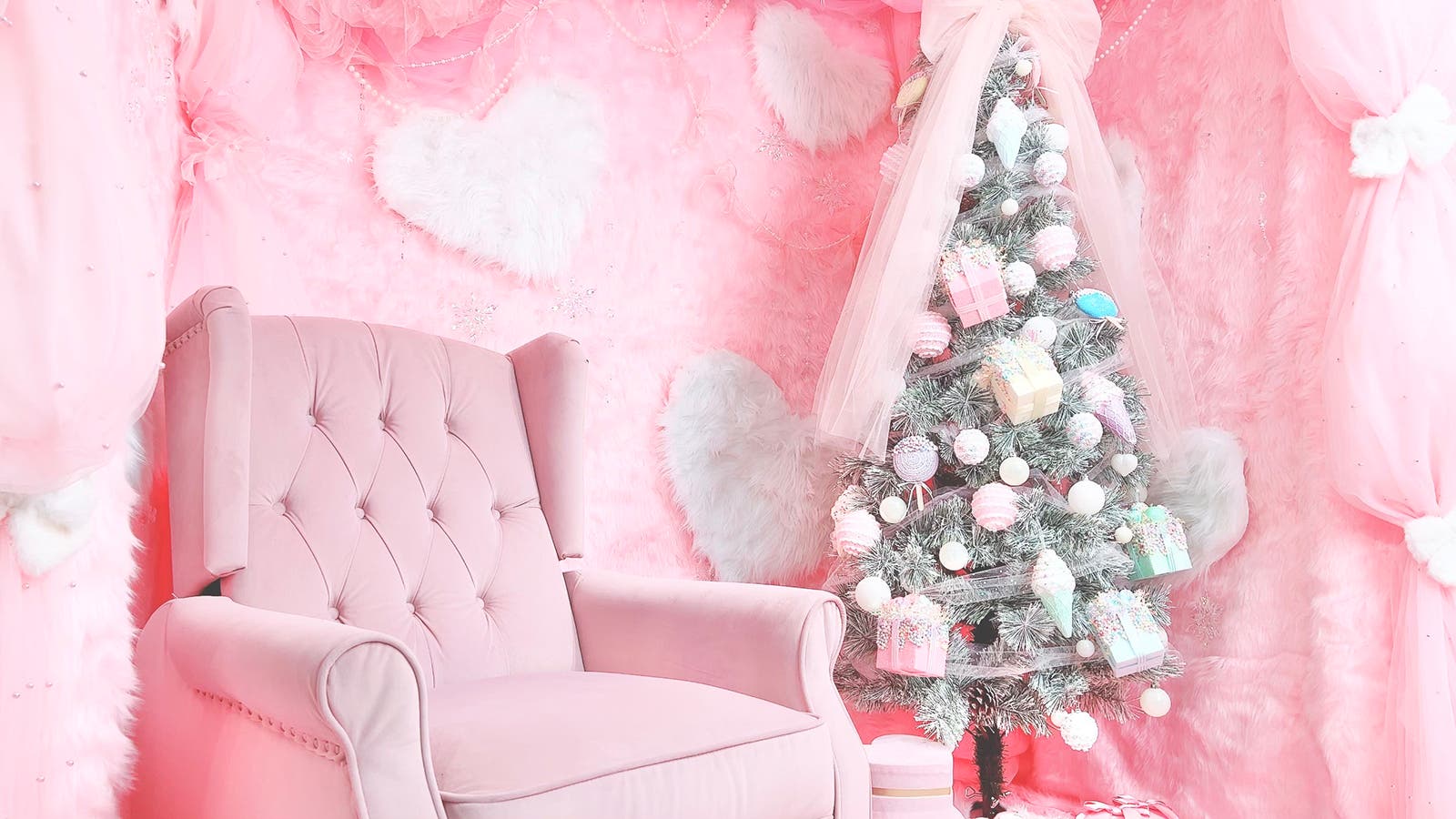 【中野店F号室】中野駅9分｜自然光溢れるデザイナーズハウススタジオ｜🎄ピンククリスマス🎄の写真1