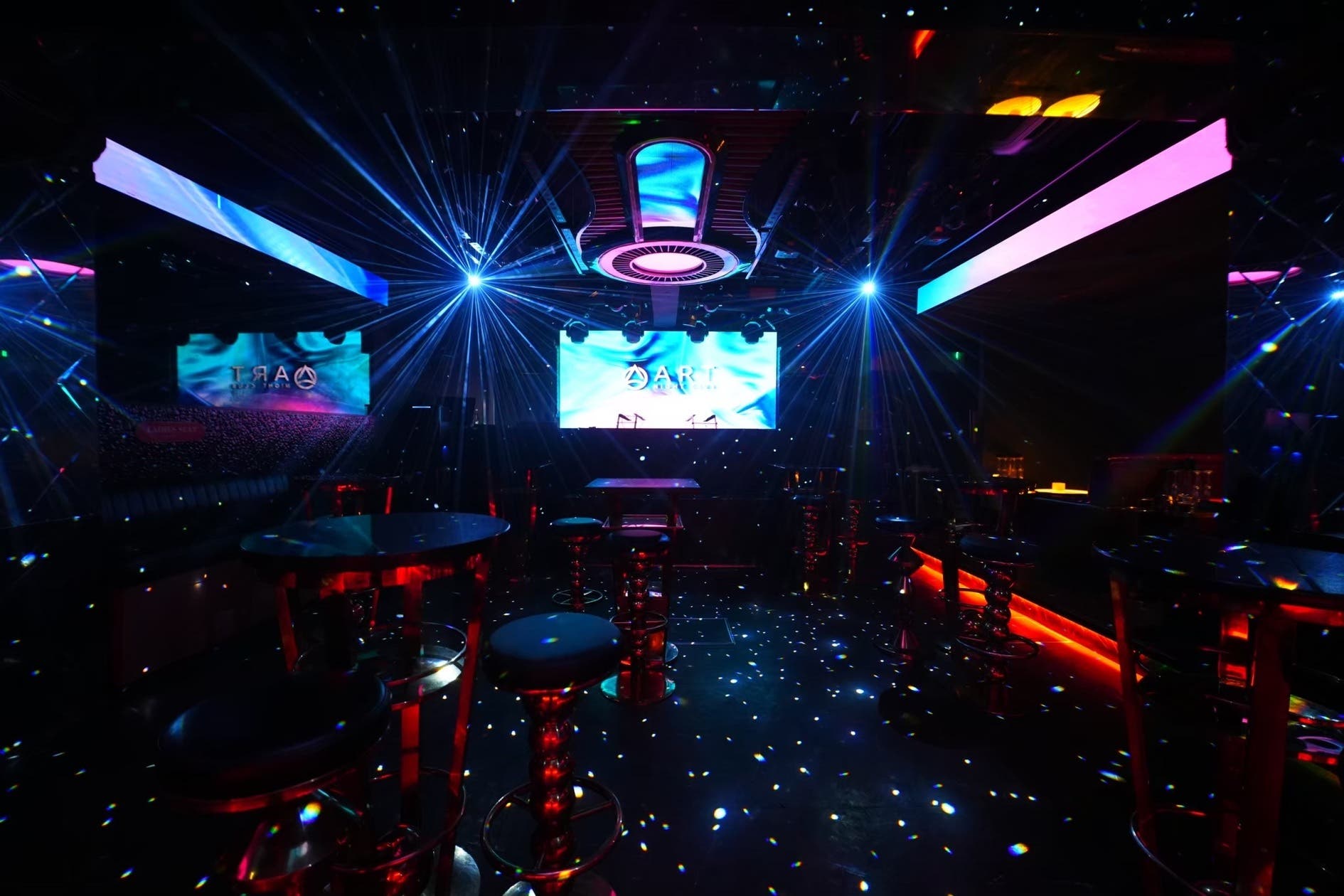 ART NIGHT CLUBの写真6