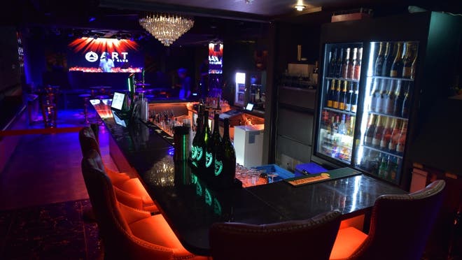 ART NIGHT CLUBの写真5