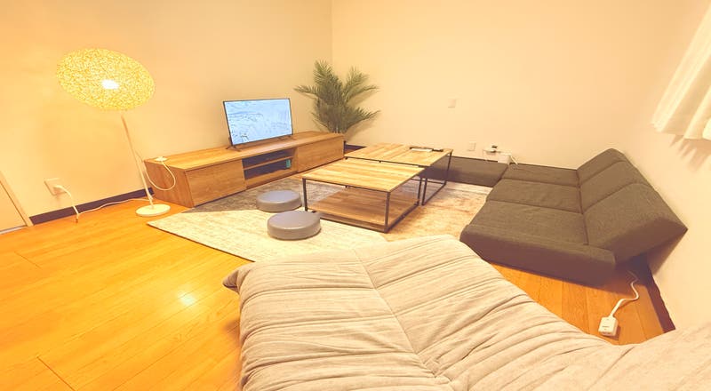 品川駅3分🚶‍♂️各種撮影👌🎥広々ソファ🛋️大人気ゲーム完備🎮シャトープレイス品川・Aおうちスペース